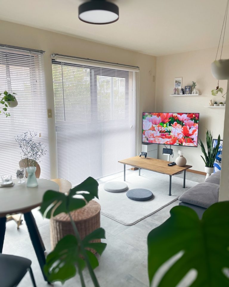 築24年の2LDK。DIYで手を加え、植物に囲まれ楽しく暮らす、二人暮らしのインテリア | goodroom journal